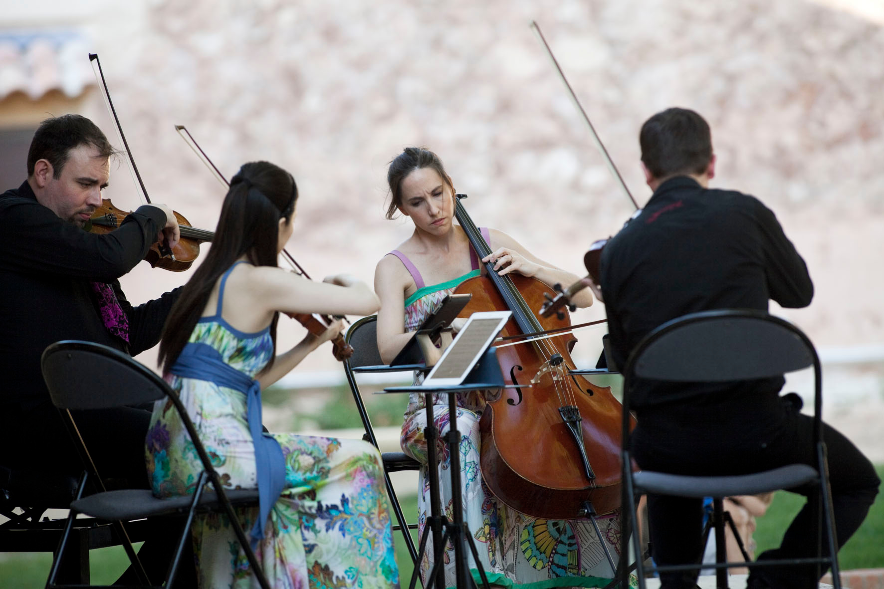 “CRESCENT SCRATCHES, DE YANN ROBIN, C’EST UNE BELLE PIÈCE DE RECHERCHE ...